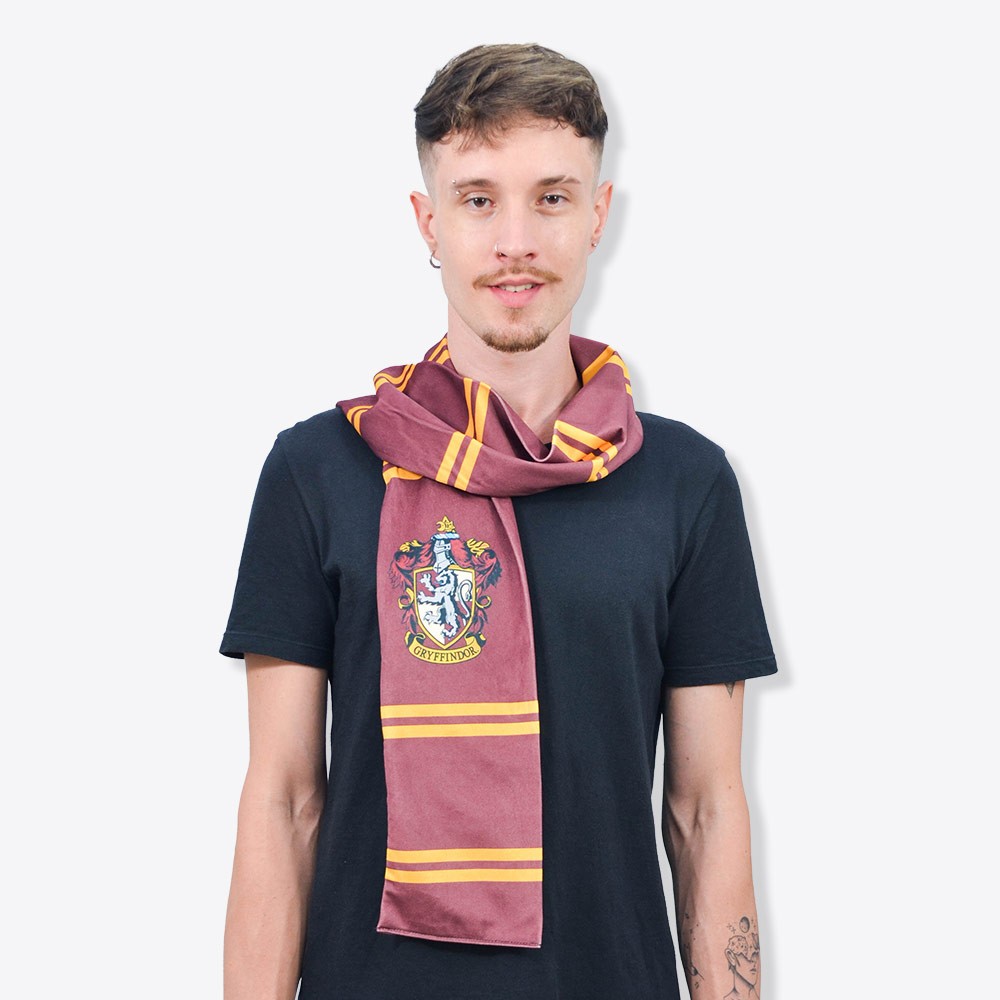 Cachecol Harry Potter Casas de Hogwarts com Lata - Unissex | Vira Arte ...
